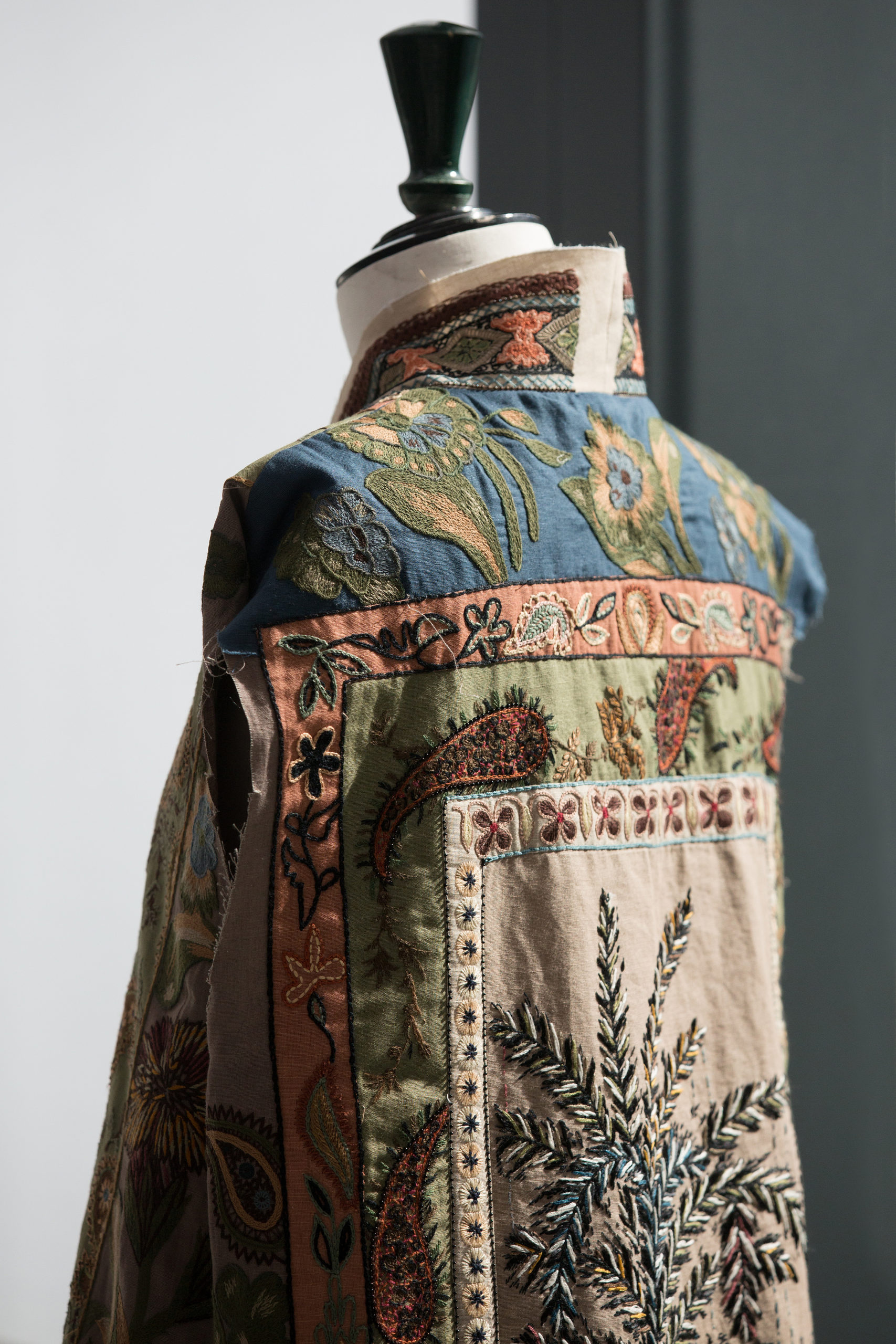 Maria Grazia Chiuri Brings Feminine Elegance To Dior's Spring/Summer ...