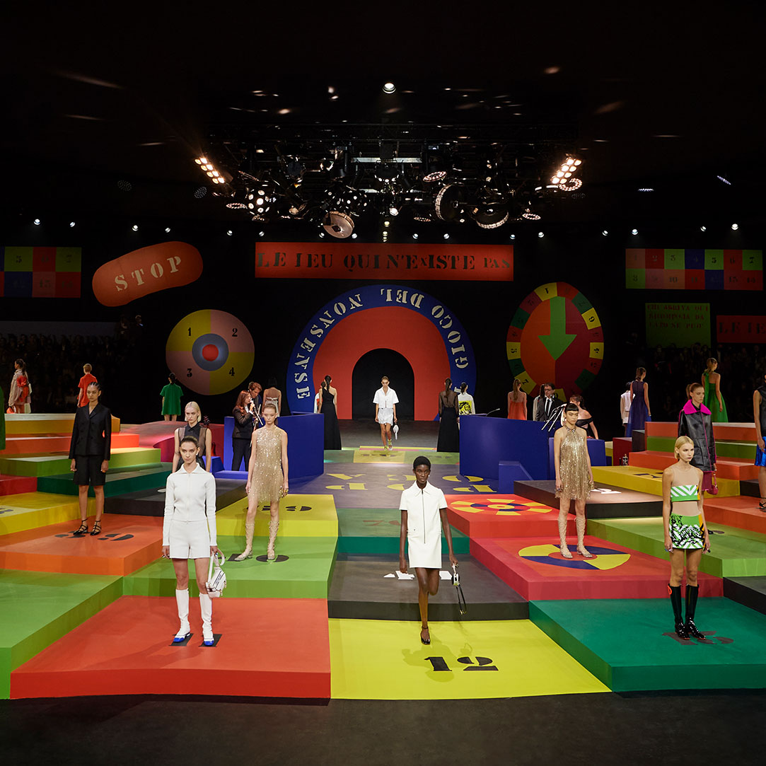 Dior's Spring/Summer 2022 Collection Is An Ode To The Days of Disco - S ...